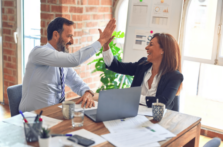 Tips Memilih Jasa Pembuatan Commanditaire Vennootschap (CV) Perusahaan ...